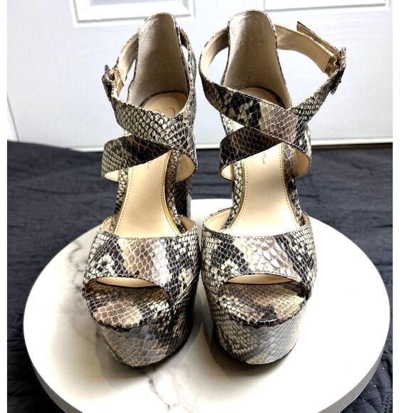 Jessica Simpson | Shoes | Jessica Simpson Derian Peep Toe Platform ...